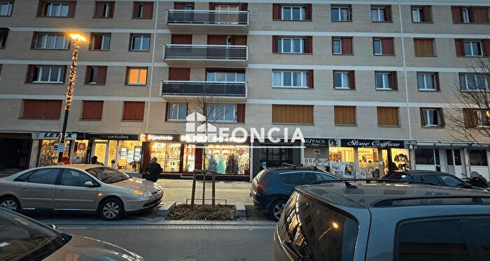 Appartement à vendre - Villeneuve-Saint-Georges, Fort - 3 pièces - 2 chambres