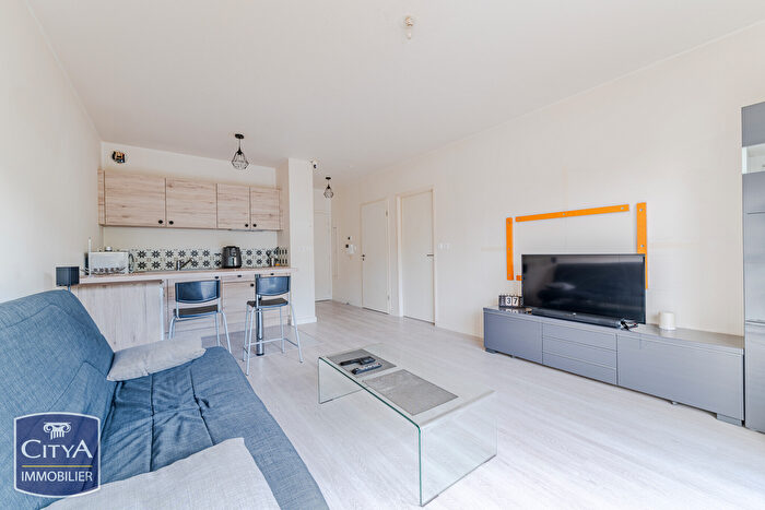 Appartement 2 pièces à Saint-Cyr-sur-Loire, La Ménardière, à vendre
