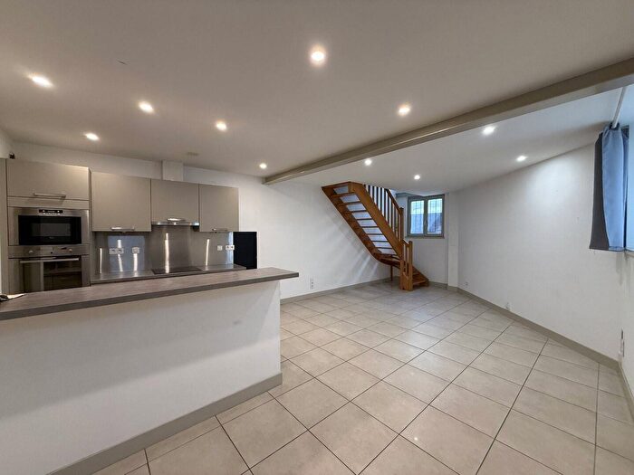 Maison à louer - Hôtel de Ville, Cognac - 4 pièces - 3 chambres