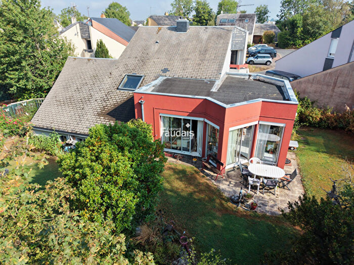 Maison 10 pièces à vendre à Agneaux