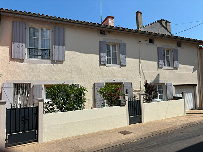 Civray - Maison 4 pièces à louer