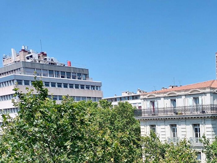 Appartement 3 pièces à Marseille 1er, Noailles, à louer