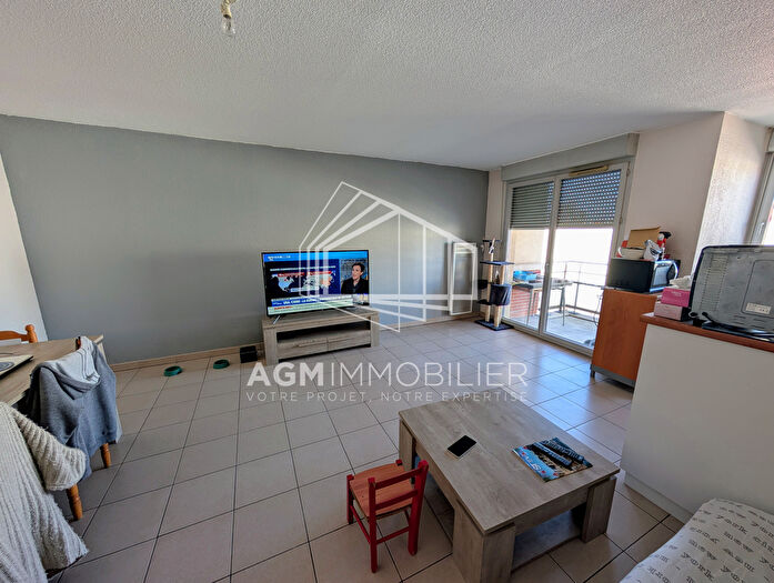 Appartement à vendre - Saint-Estève - 3 pièces - 2 chambres