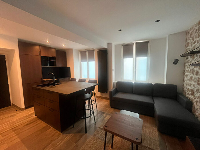 Appartement 2 pièces à Saint-Germain-en-Laye, Centre-ville, Quartiers forestiers, à louer