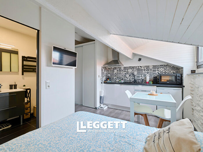 Appartement à vendre - Dax, Centre-ville, Saint-Vincent - 1 pièce