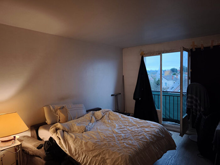 Appartement à vendre - Savigny-sur-Orge, Cherchefeuilles - 1 pièce