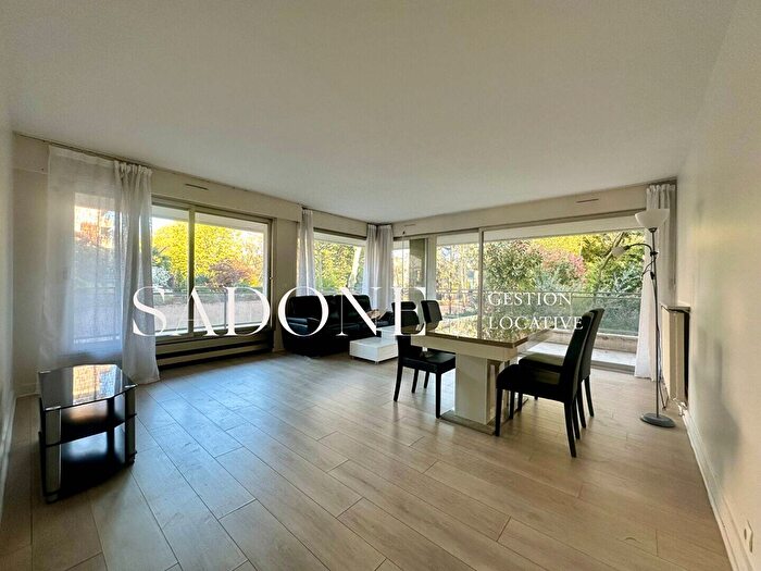 Appartement à louer - Parc dOrléans, Neuilly-sur-Seine - 3 pièces - 2 chambres