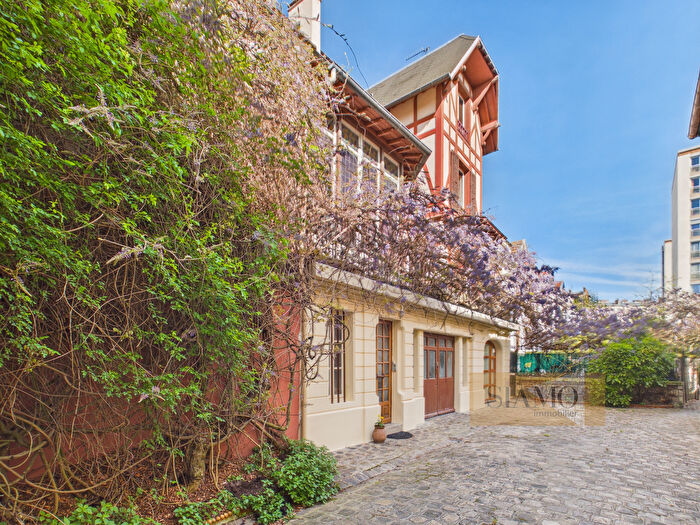 Maison 9 pièces à Vincennes, Ouest, à vendre