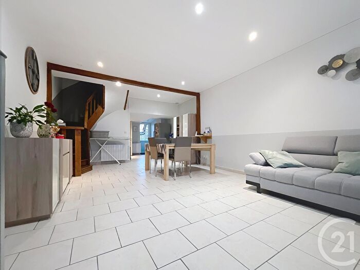 Maison à louer - Chambois - 5 pièces - 4 chambres