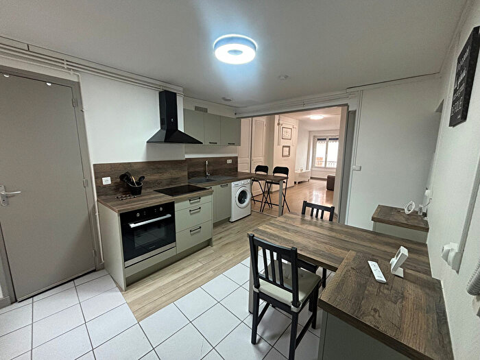 Appartement à louer - Vienne, Centre-ville - 2 pièces - 1 chambre