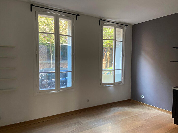 Appartement à louer - Issy-les-Moulineaux, Val de Seine, Les Arches - 2 pièces - 1 chambre