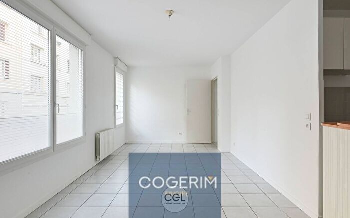 Appartement à louer - Montchat, Lyon ème arrondissement - 1 pièce