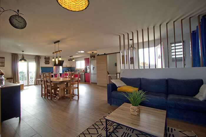 Maison à vendre - Bon-Encontre - 4 pièces - 3 chambres