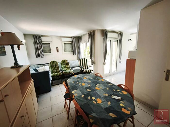 Appartement 3 pièces à vendre - Vallauris, Golfe Juan, Vieux Port