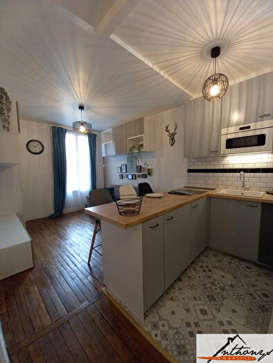 Appartement à louer - Le Raincy, Plateau - 1 pièce