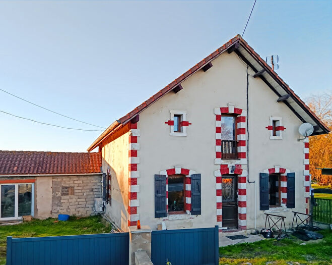 Maison à vendre - Saint-Sever - 3 pièces - 3 chambres