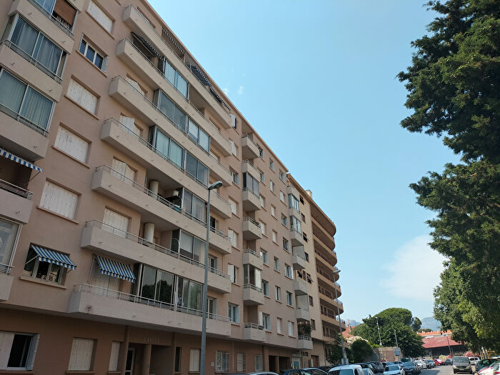 Appartement 4 pièces à vendre - Toulon, Saint-Roch