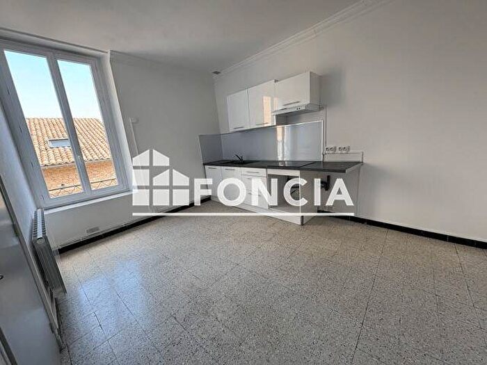 Appartement à louer - Centre Ville, Bagnols-sur-Cèze - 2 pièces - 1 chambre