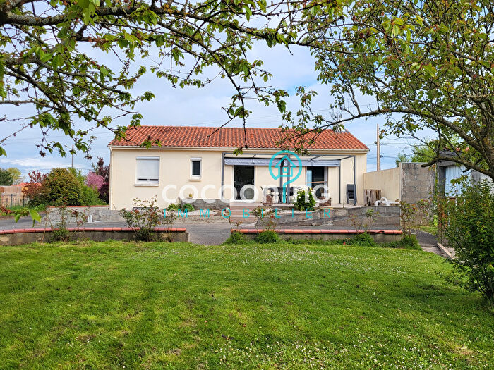 Maisons à vendre et appartements à louer - 1
