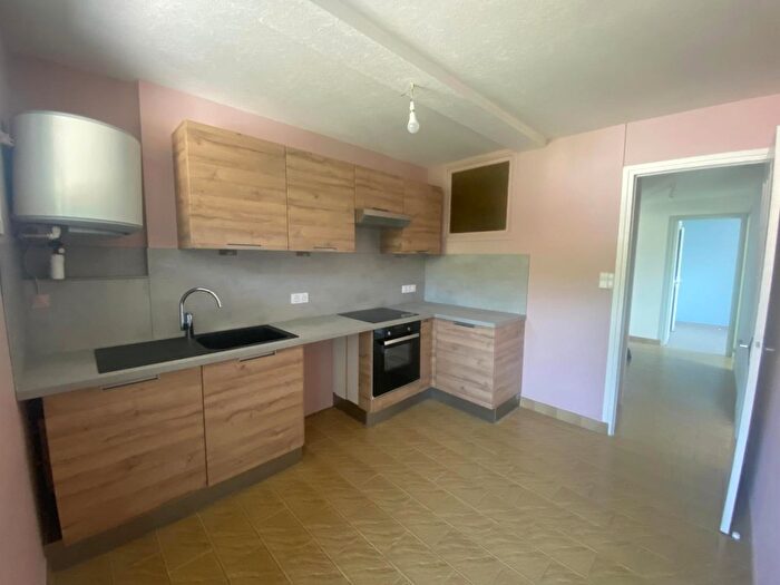 Appartement 3 pièces à Boën-sur-Lignon, à louer