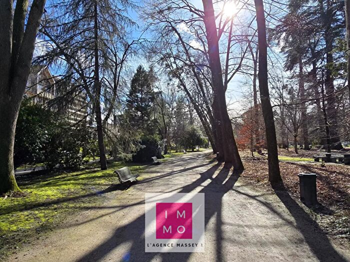 Appartement à vendre - Tarbes, Vugnemale, Martinet - 5 pièces - 3 chambres