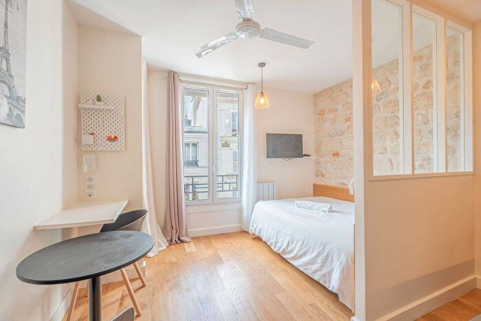 Appartement à louer - Léon-Blum Folie-Regnault, Paris ème arrondissement - 1 pièce