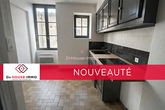 Appartement à louer - Brive-la-Gaillarde, Centre-ville, Pont Cardinal, Champanatier - 3 pièces - 2 chambres