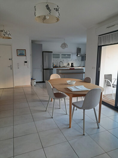 Appartement à louer - Arcachon, Centre-ville, La Chapelle, Gare - 3 pièces - 2 chambres