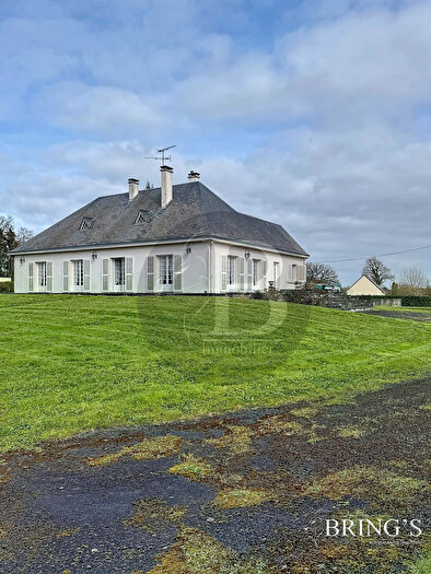 Châteaubriant, La Ferrière : Maison 7 pièces à vendre