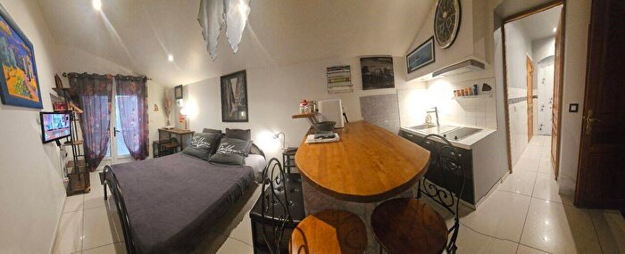 Appartement à louer - Roques - 1 pièce