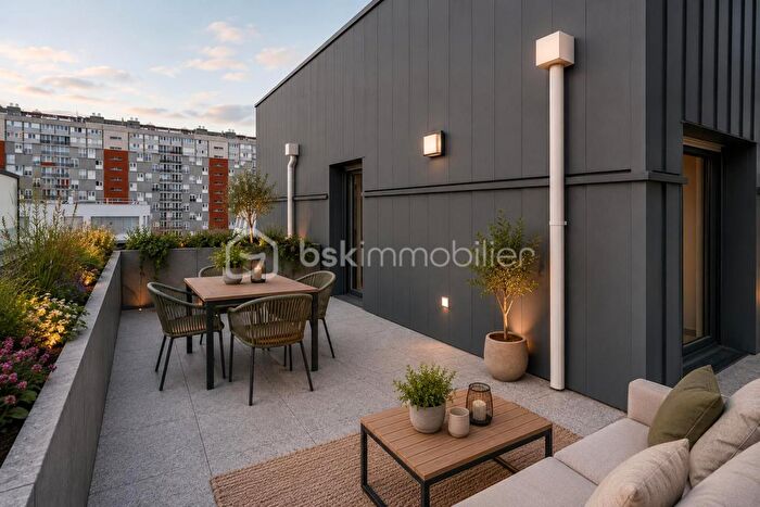 Bondy, Noue Caillet, Terre-Saint-Blaise - Appartement 3 pièces à vendre