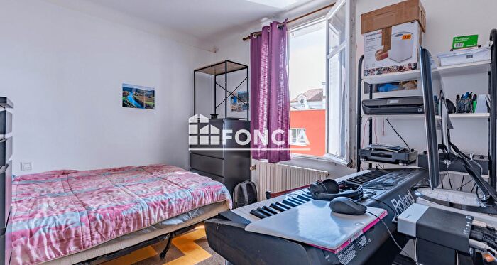 Appartement à vendre - Béziers, Champ de Mars - 3 pièces - 2 chambres