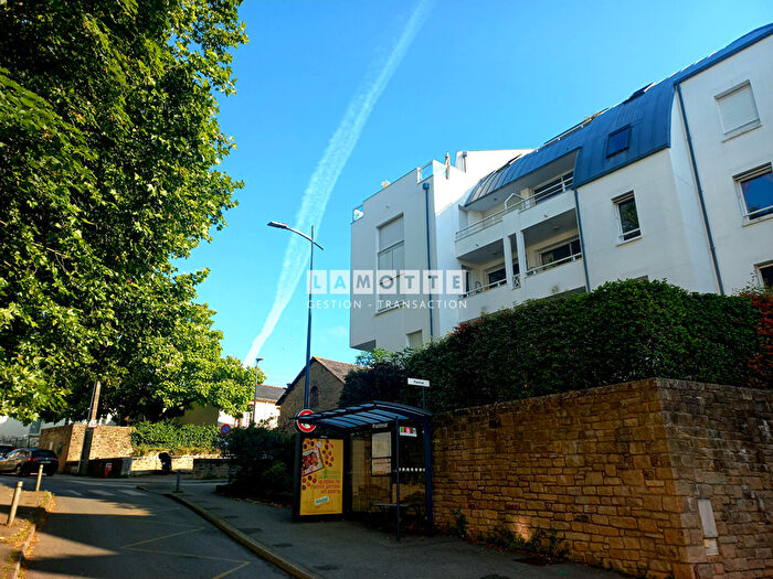 Appartement à vendre - Vannes, Centre-ville, Le Port - 4 pièces - 2 chambres