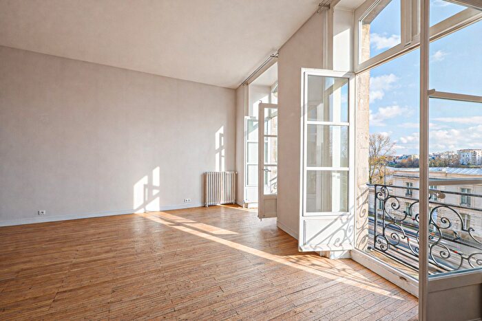 Appartement à louer - Nantes, Centre-ville - 4 pièces - 3 chambres