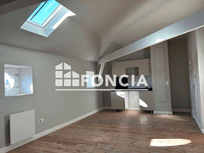 La Fenetre, Saintes : Appartement 2 pièces à louer