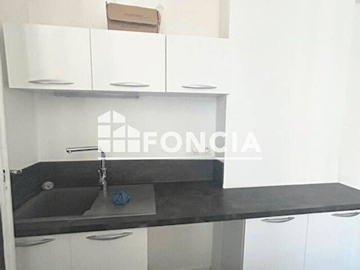 Appartement à louer - Badouillère-Saint Roch-Valbenoîte, Saint-Étienne - 3 pièces - 2 chambres