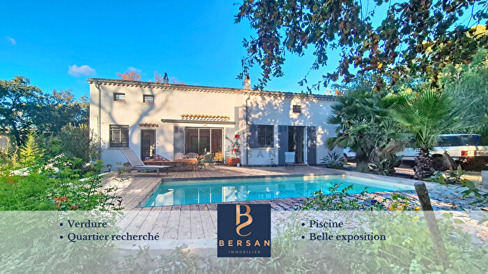 Maison à vendre - Saint-Raphaël - 7 pièces - 6 chambres