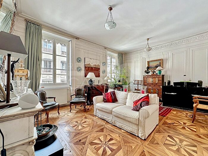 Lyon 1er, Bas des Pentes, Presquîle - Appartement 2 pièces à vendre