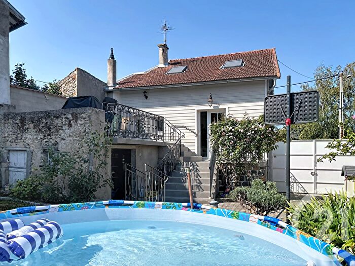 Maison 5 pièces à Beauregard-Vendon, à vendre