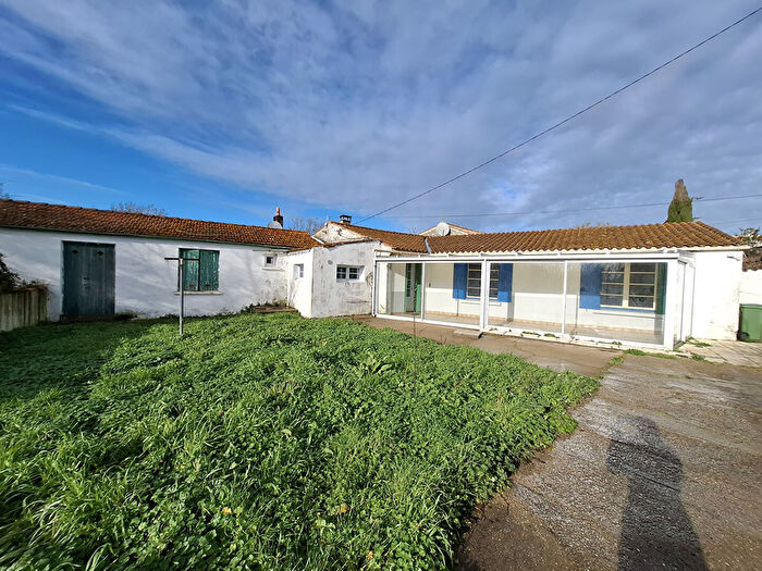 Maison à vendre - Saint-Pierre-dOléron - 4 pièces - 3 chambres