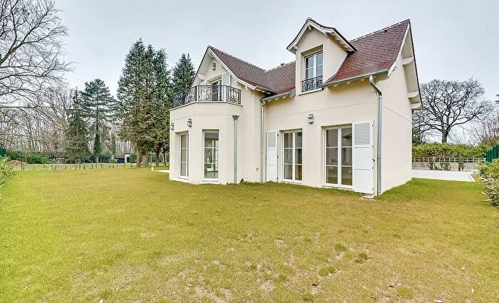 Maison à louer - Bourg-La Feuillaume Nord, La Celle-Saint-Cloud - 7 pièces - 5 chambres