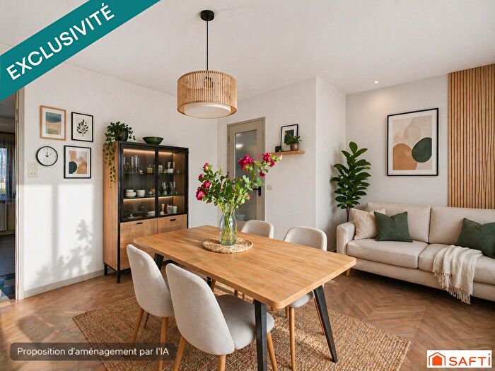 Appartement à vendre - Mulhouse, Bourtzwiller - 4 pièces - 3 chambres