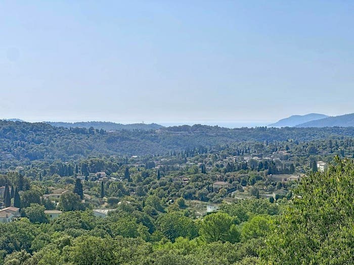 Saint Jacques Nord, Grasse : Appartement 3 pièces à louer