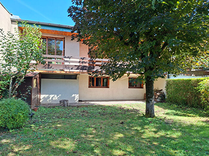 Maison 7 pièces à vendre à Saint-Jean-Bonnefonds