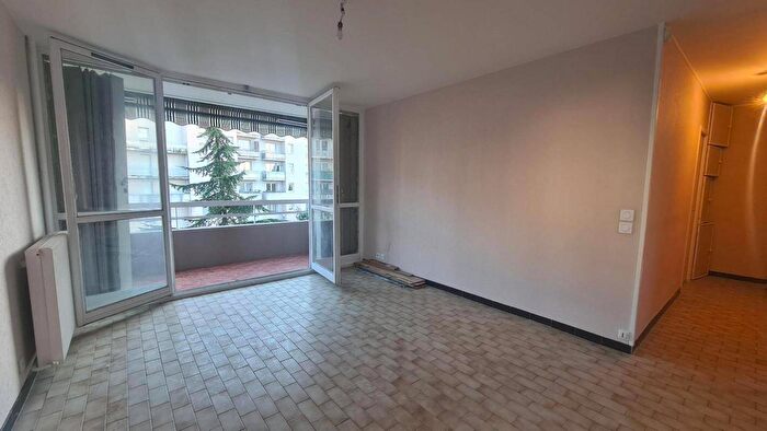 Appartement à louer - Le Grand Trou, Lyon ème arrondissement - 2 pièces - 1 chambre