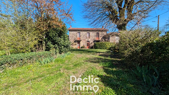 Maison à vendre - Les Adjots - 4 pièces - 3 chambres