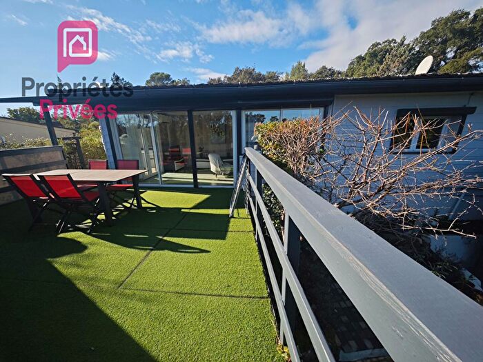 Maison à vendre - Roquebrune-sur-Argens, Golf - 4 pièces - 3 chambres