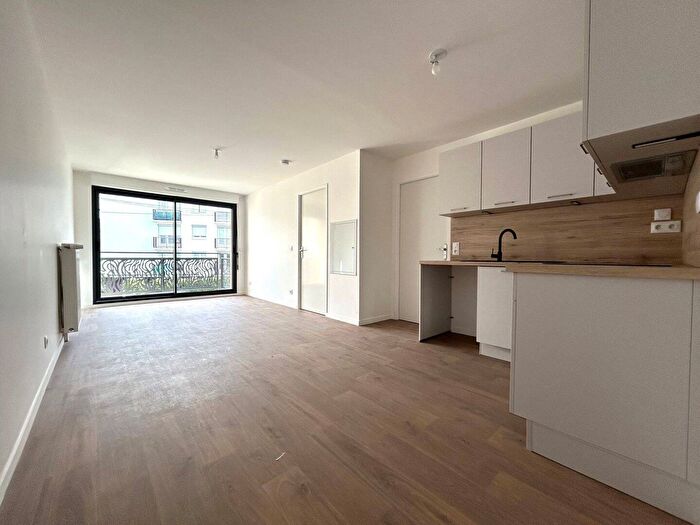 Les Communes, Bois-d'Arcy : Appartement 2 pièces à louer