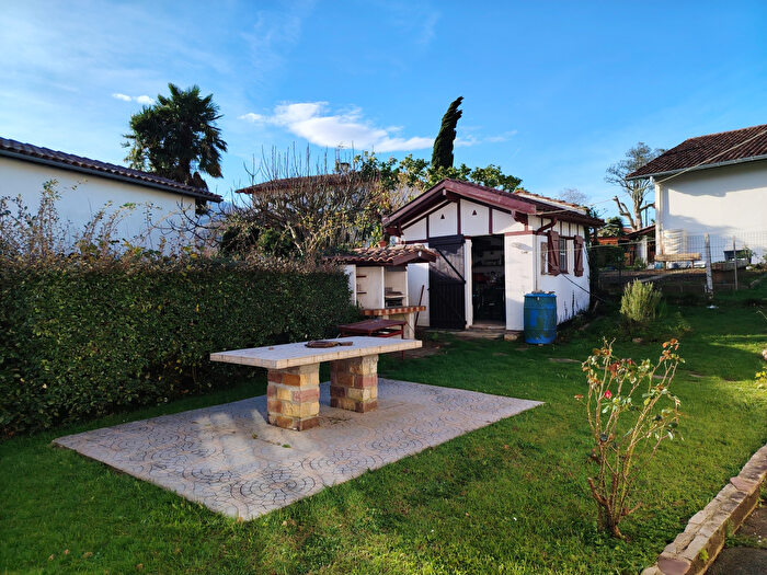 Maison à louer - Ascain - 6 pièces - 5 chambres