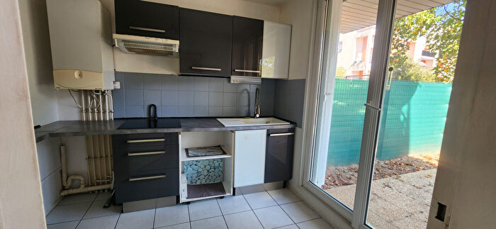 Guyancourt, Le Parc, Les Saules : Appartement 1 pièce à louer